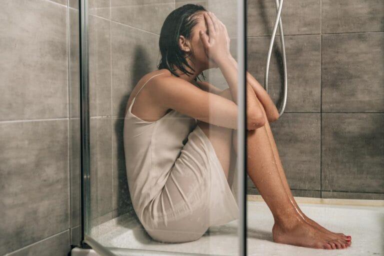 7 Critical Indicators Of Emotional Exhaustion You Shouldn't Ignore